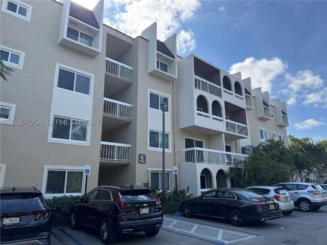 Luxury apartment complex for rent in Miami, United States
