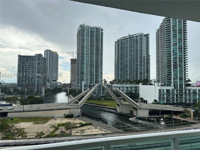 Luxury apartment complex for rent in Miami, United States