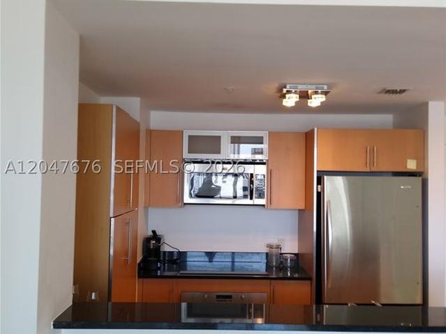 Luxury apartment complex for rent in Miami, United States