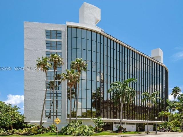Luxury apartment complex for rent in Miami, United States