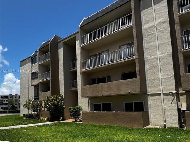 Luxury apartment complex for rent in Miami, United States