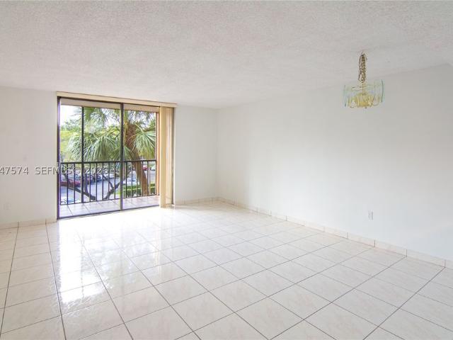 Luxury apartment complex for rent in Miami, United States