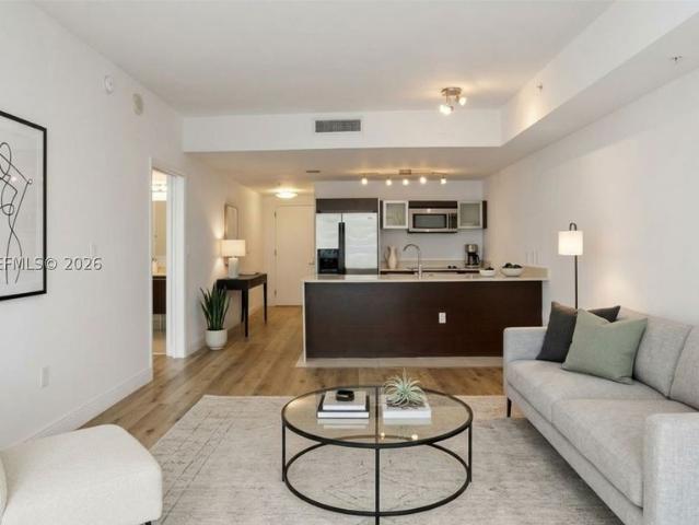 Luxury apartment complex for rent in Miami, United States