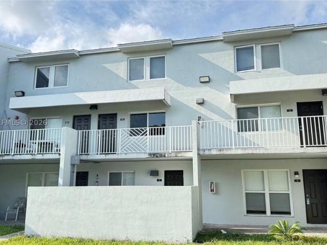 Luxury apartment complex for rent in Miami, United States