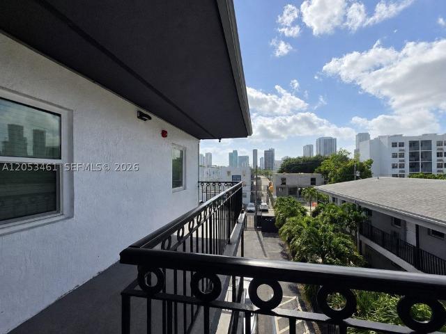 Luxury apartment complex for rent in Miami, United States