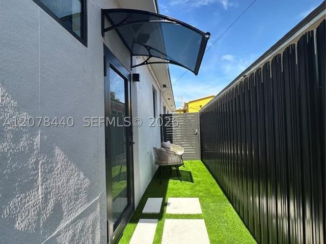 Luxury apartment complex for rent in Miami, United States