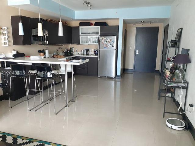 Luxury apartment complex for rent in Miami, United States