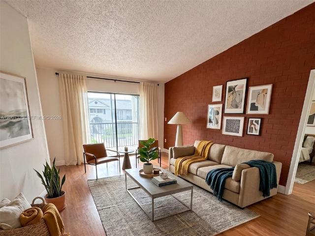 Luxury apartment complex for rent in Miami, United States