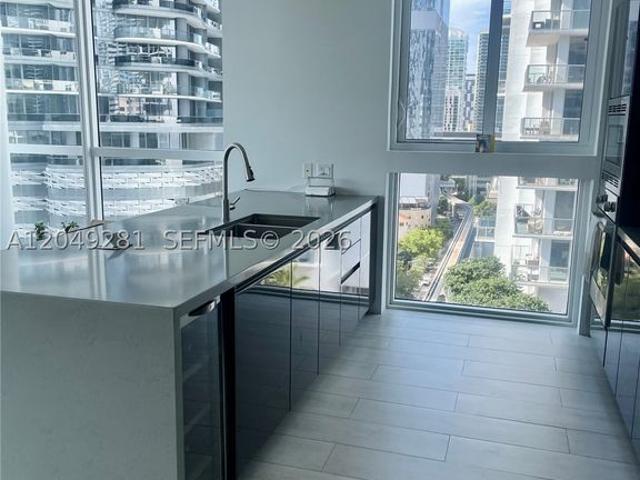 Luxury apartment complex for rent in Miami, United States