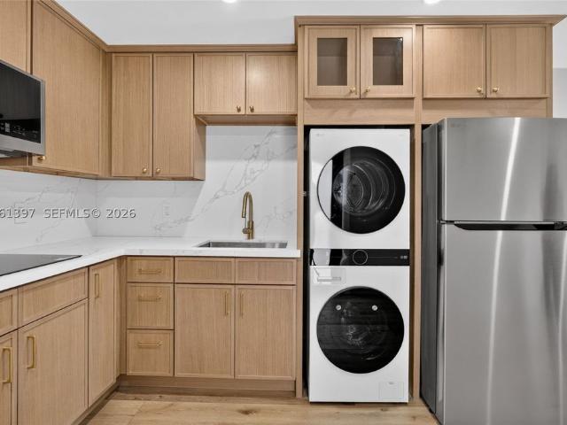 Luxury apartment complex for rent in Miami, United States