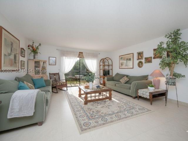Luxury apartment complex for rent in Miami, United States