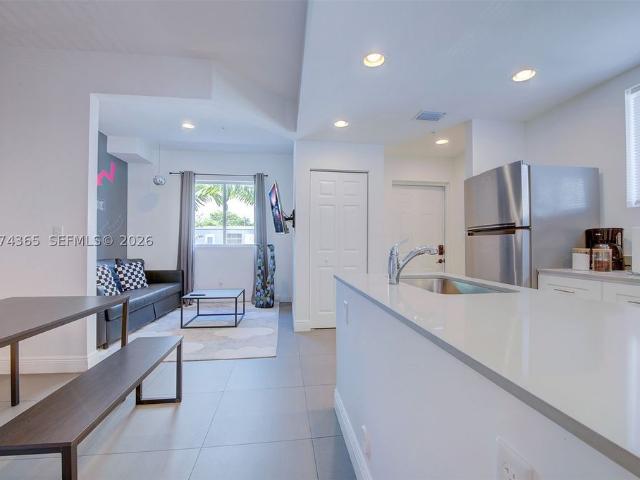 Luxury apartment complex for rent in Miami, United States