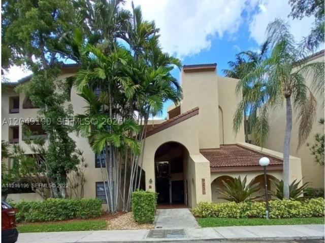 Luxury apartment complex for rent in Miami, United States