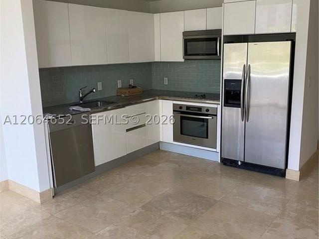 Luxury apartment complex for rent in Miami, United States