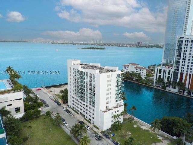 Luxury apartment complex for rent in Miami, United States