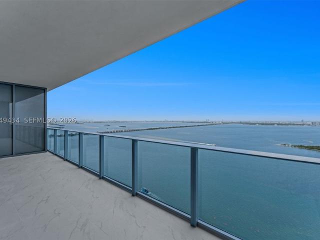 Luxury apartment complex for rent in Miami, United States