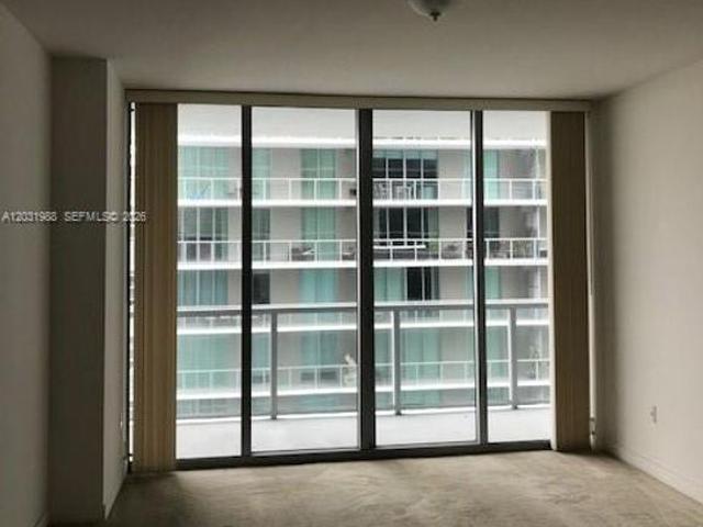 Luxury apartment complex for rent in Miami, United States