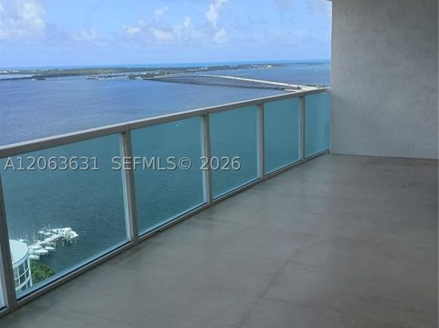 Luxury apartment complex for rent in Miami, United States