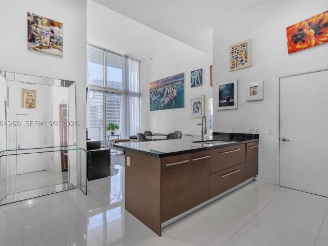 Luxury apartment complex for rent in Miami, United States