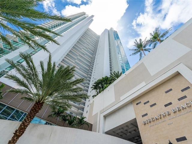 Luxury apartment complex for rent in Miami, United States