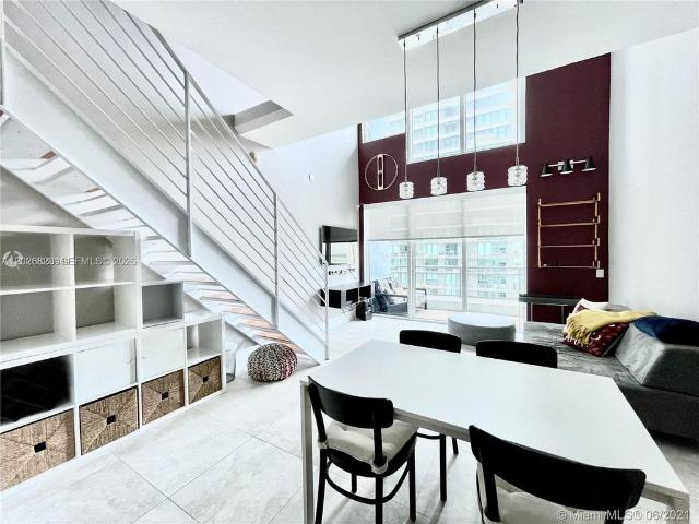 Luxury apartment complex for rent in Miami, United States