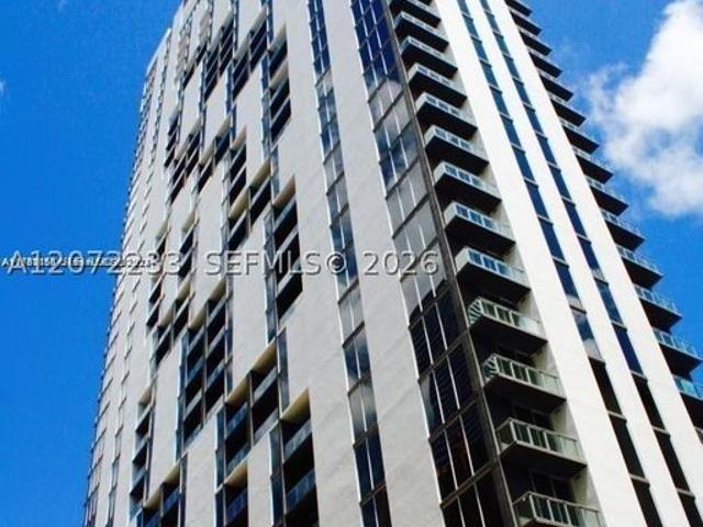 Luxury apartment complex for rent in Miami, United States