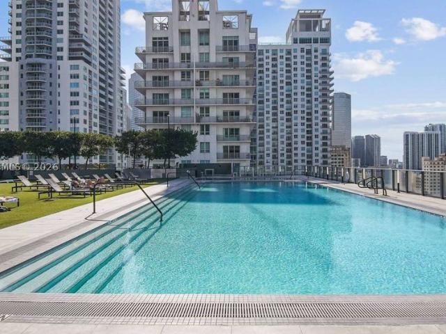 Luxury apartment complex for rent in Miami, United States