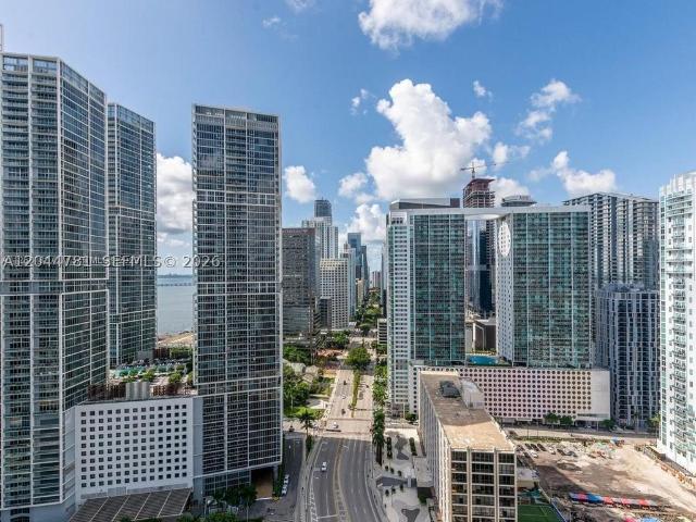 Luxury apartment complex for rent in Miami, United States