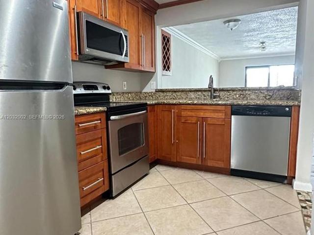Luxury apartment complex for rent in Miami, United States