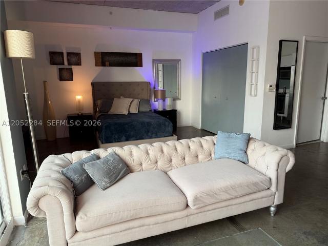 Luxury apartment complex for rent in Miami, United States