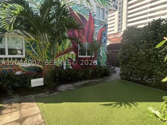 Luxury apartment complex for rent in Miami, United States