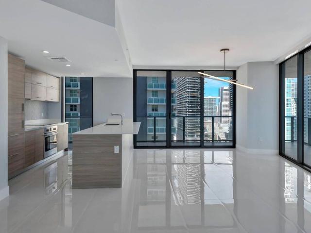 Luxury apartment complex for rent in Miami, United States
