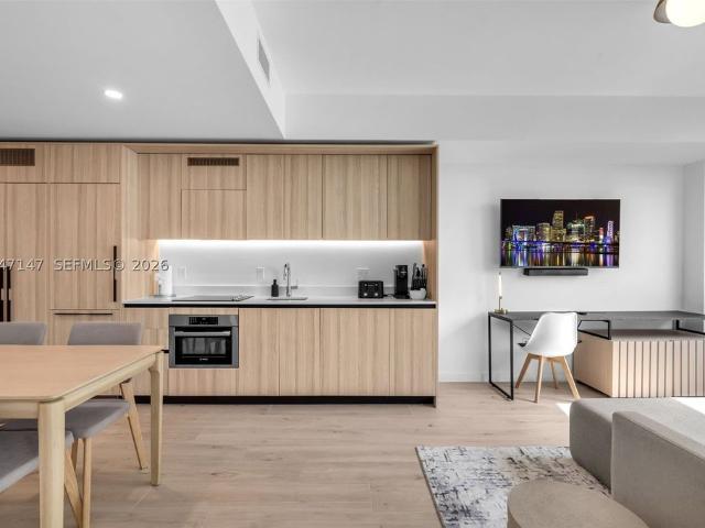Luxury apartment complex for rent in Miami, United States