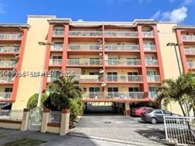 Luxury apartment complex for rent in Miami, United States
