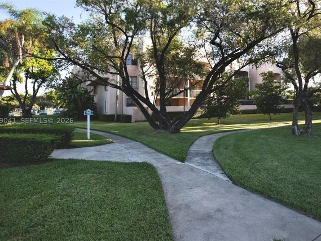 Luxury apartment complex for rent in Miami, United States