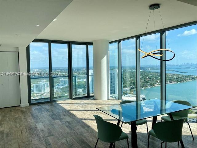 Luxury apartment complex for rent in Miami, United States