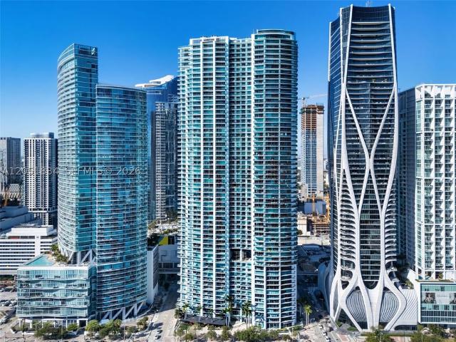 Luxury apartment complex for rent in Miami, United States