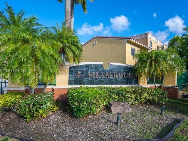 Luxury apartment complex for rent in Miami, United States