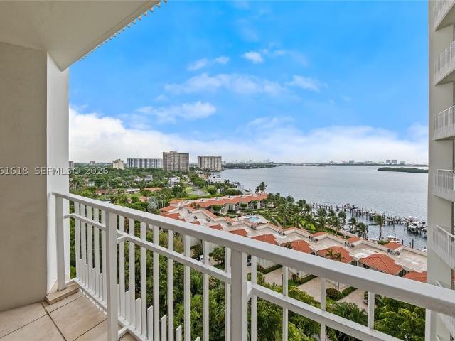 Luxury apartment complex for rent in Miami, United States