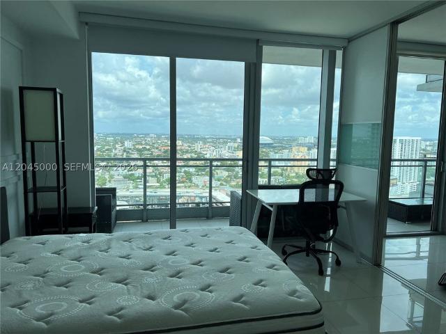 Luxury apartment complex for rent in Miami, United States