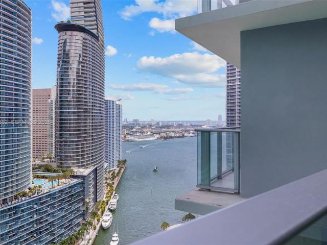 Luxury apartment complex for rent in Miami, United States