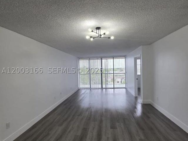 Luxury apartment complex for rent in Miami, United States