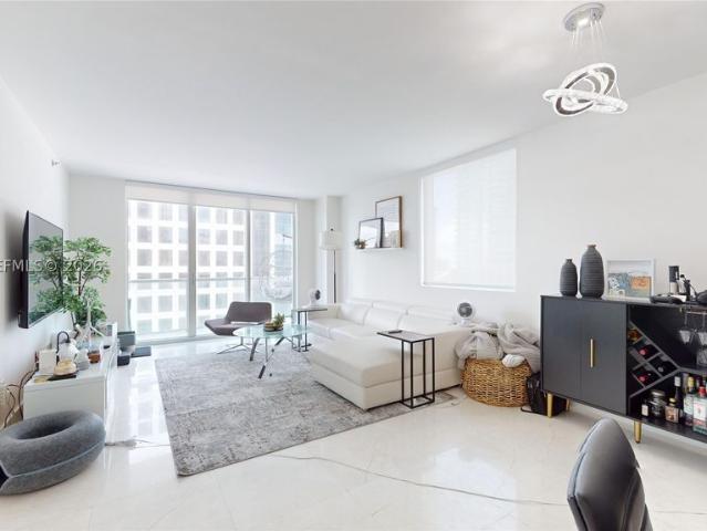 Luxury apartment complex for rent in Miami, United States