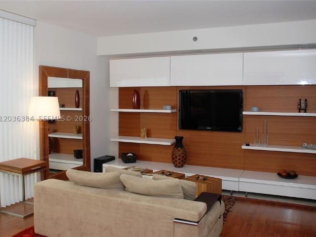 Luxury apartment complex for rent in Miami, United States