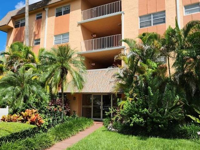 Luxury apartment complex for rent in Miami, United States