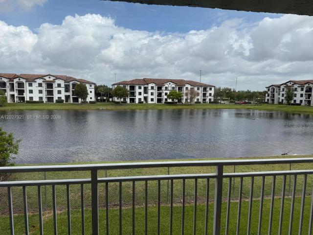 Luxury apartment complex for rent in Miami, United States
