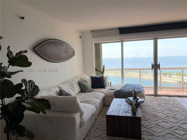 Luxury apartment complex for rent in Miami, United States