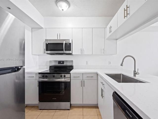 Luxury apartment complex for rent in Miami, United States