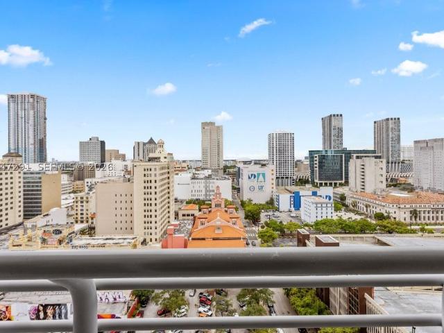 Luxury apartment complex for rent in Miami, United States