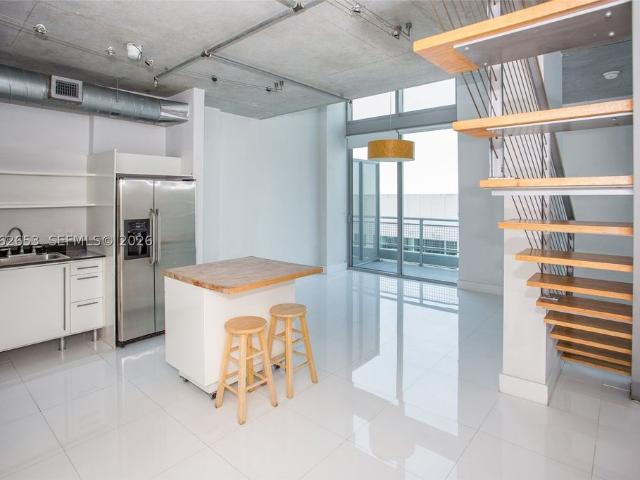 Luxury apartment complex for rent in Miami, United States